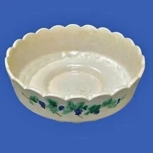 Mccoy | Accents | Vintage Mccoy Pottery Grapevine Scalloped Bowl Flower ...